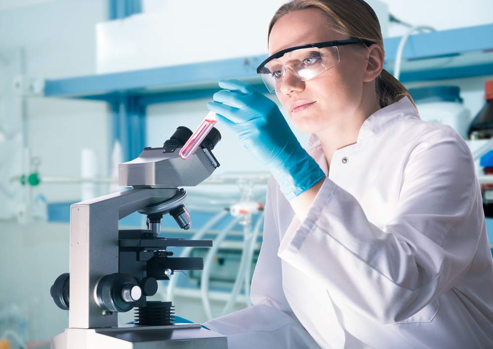 Quanto ganha um biomédico? Descubra o salário dessa profissão